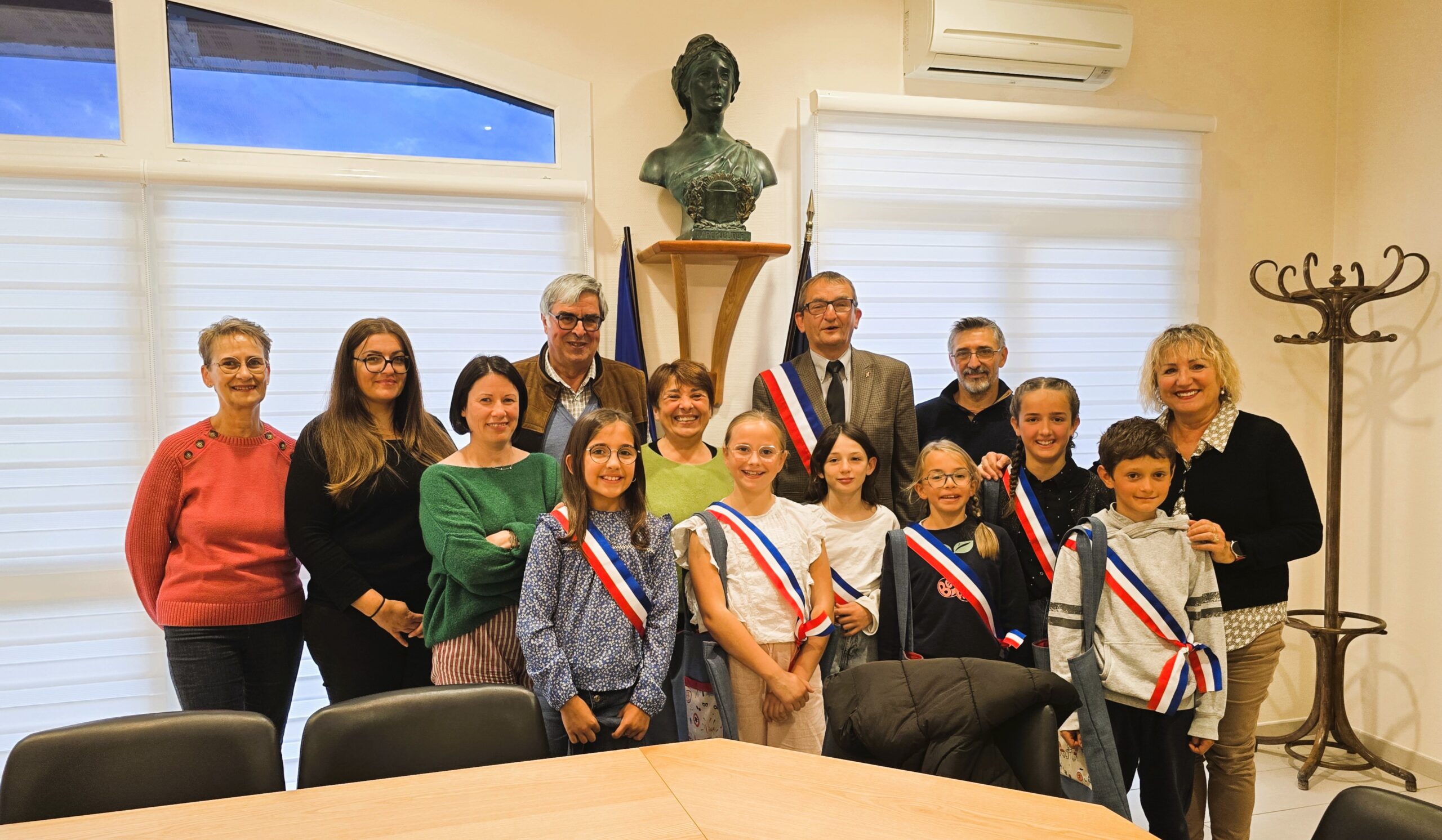Le conseil municipal des jeunes - Mairie d'Allex